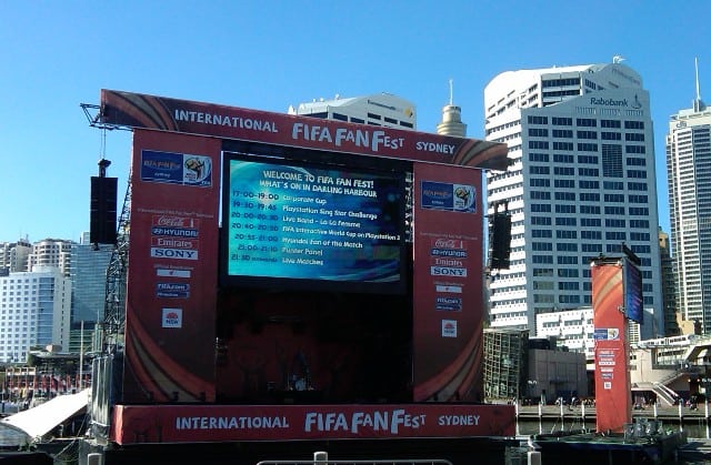 Digital Signage Klips: World Cup Digital Signage LED screens in Darling