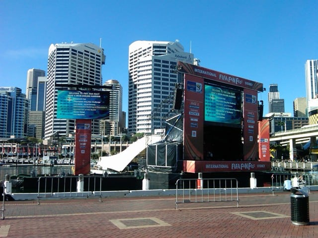 Digital Signage Klips: World Cup Digital Signage LED screens in Darling